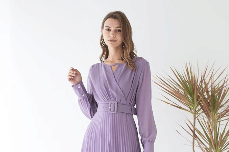 Rekomendasi Gaun Lilac untuk Acara Santai Hingga Formal | Popbela.com