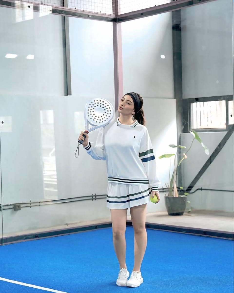 Intip 7 Outfit Padel Perempuan Pakai Rok A La Artis, Sporty Chic ...