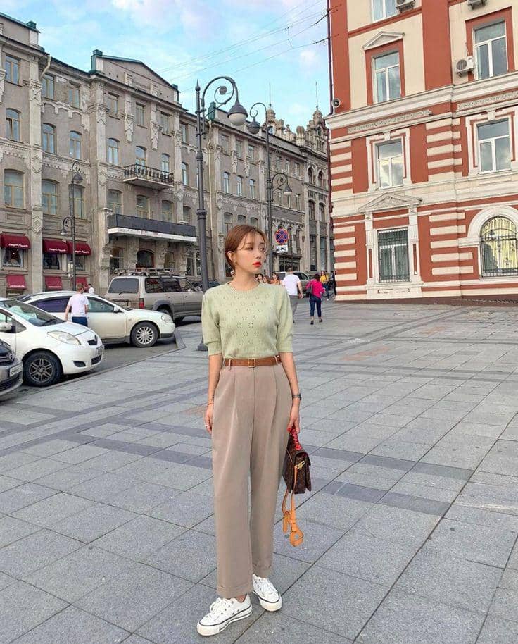 Celana Mocca Cocok dengan Baju Warna Apa? Ini 6 Pilihannya | Popbela.com