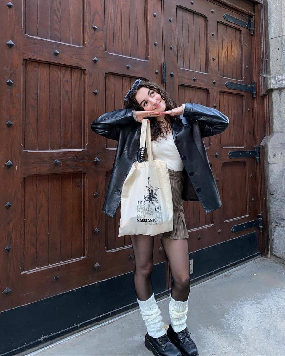 Simak Perbedaan Tas Tote dan Tas Messenger, Ada Inspirasi OOTD-nya Juga ...