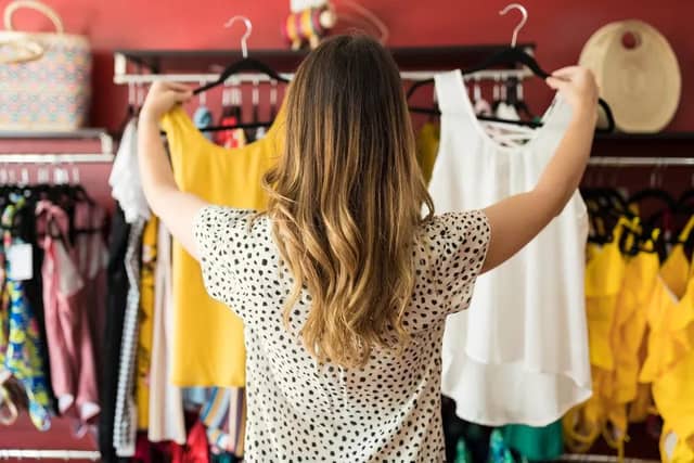 Perbedaan Bahan Nylon dan Polyester, Nomor 5 Wajib Tahu! | Popbela.com