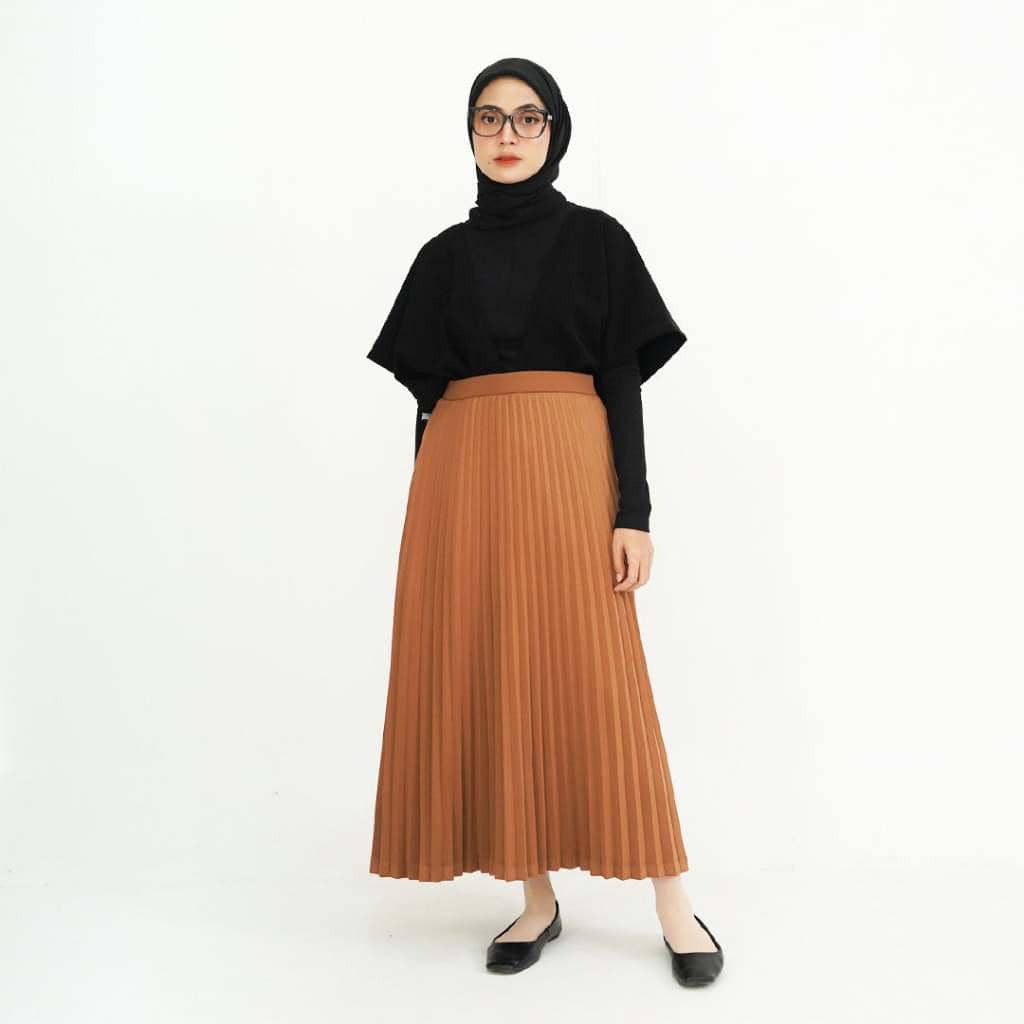 6 Rekomendasi Rok Plisket Premium Terbaik dari Merek Lokal | Popbela.com
