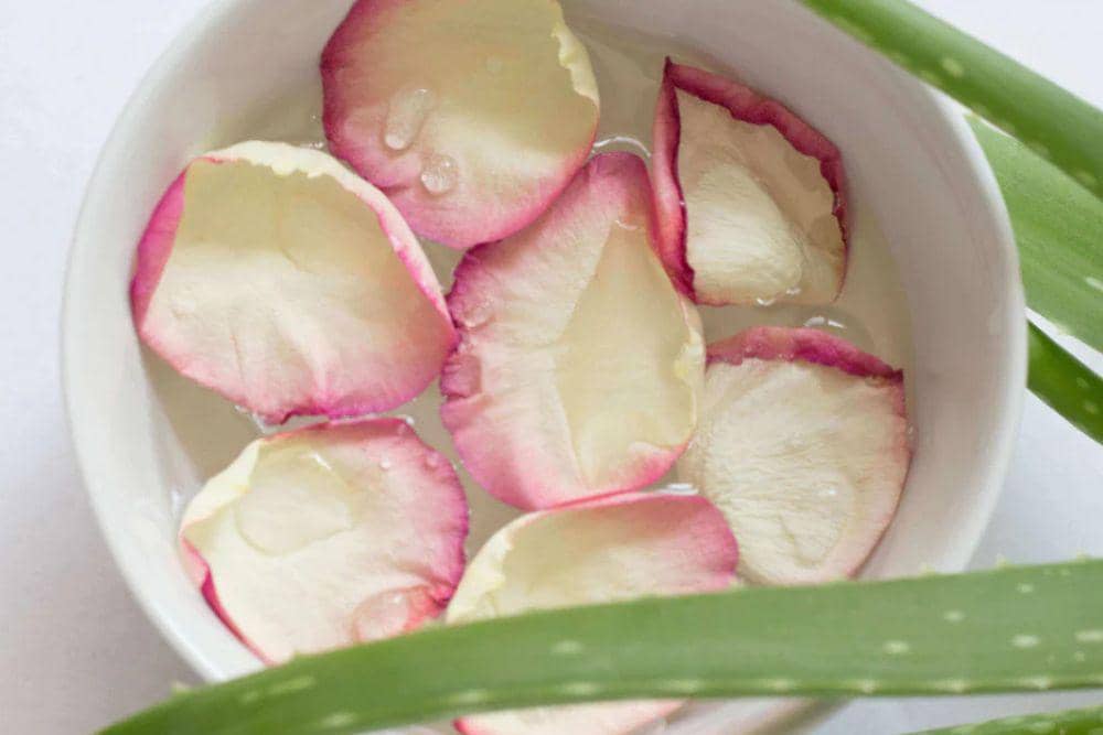 Cara Membuat Masker Alami untuk Memutihkan Wajah dan Glowing | Popbela.com