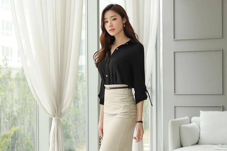 10 Inspirasi Clean Outfit yang Simple dan Elegan | Popbela.com