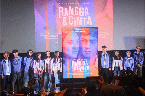 'Rangga & Cinta' Rilis Poster dan Trailer Perdana, Sulam Nostalgia! | Popbela.com