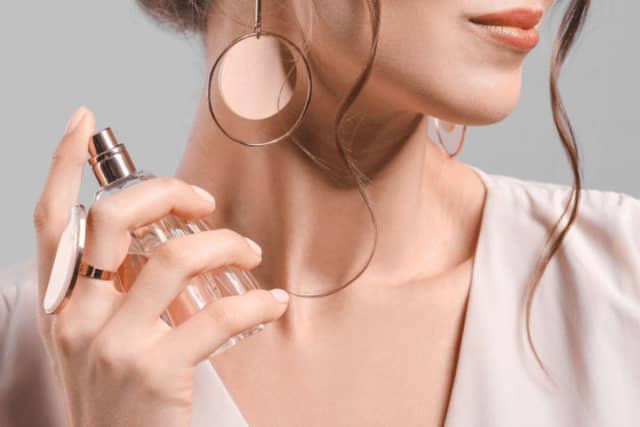 7 Rekomendasi Parfum Aroma Manis dan Segar Wanita | Popbela.com