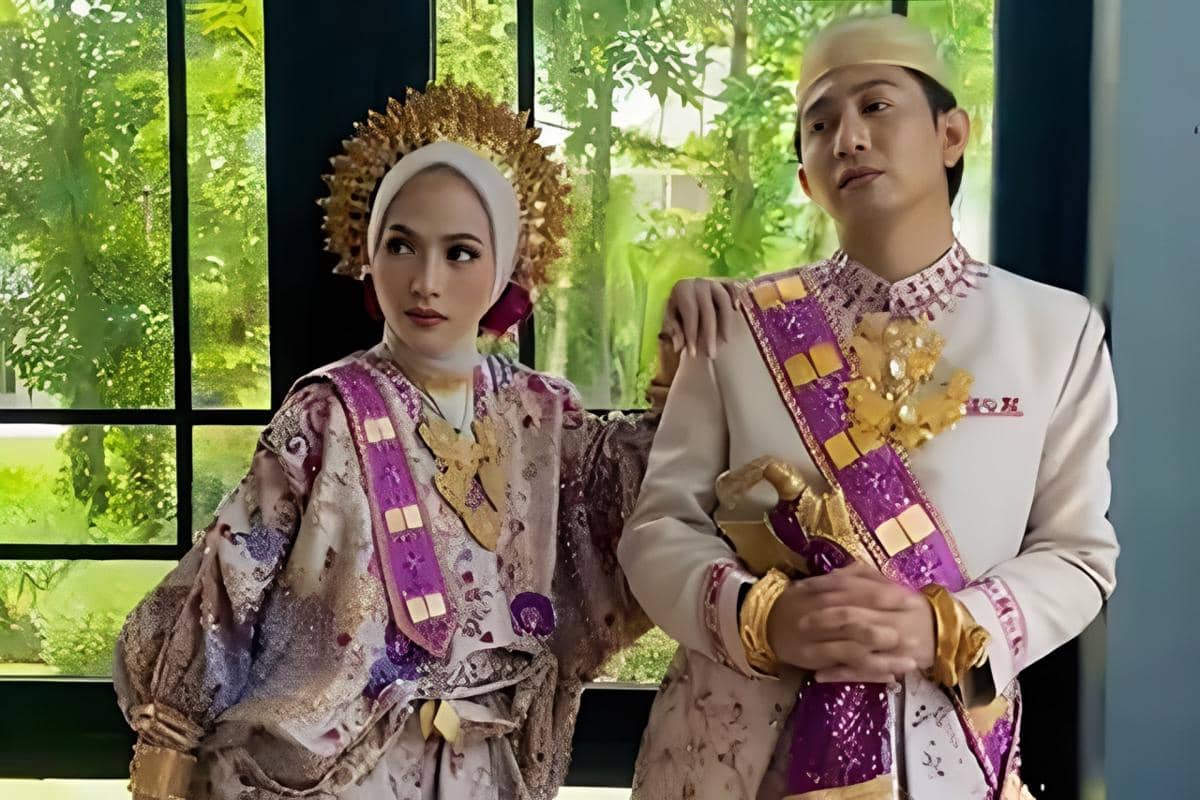 6 Fakta Pernikahan Feby Putri dan Adam Febrian, Kental Adat Bugis ...
