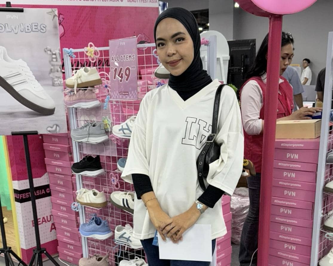 10 Inspirasi OOTD Warna Coklat Mahogany, Stylish dan Elegan | Popbela.com