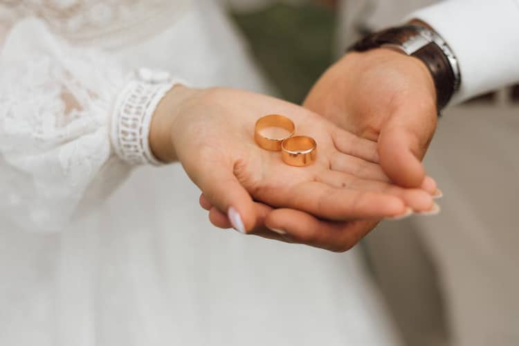 Contoh CV Taaruf Ikhwan dan Akhwat, Lengkap Sesuai Sunnah | Popbela.com