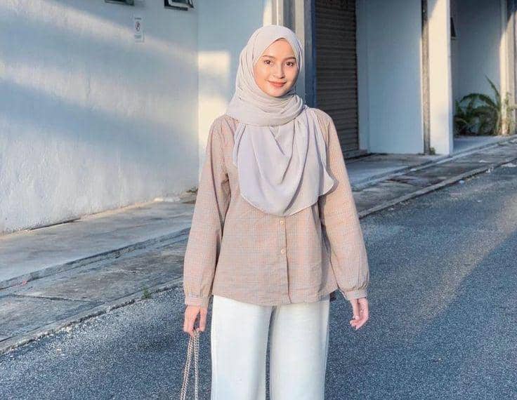 Baju Coksu Cocok Dengan Jilbab Warna Apa? 10 Inspirasi Padu Padannya ...