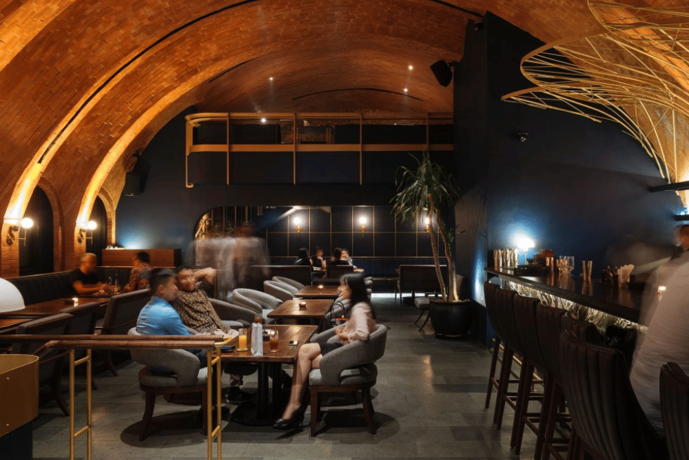 8 Resto & Bar di Senopati dengan Suasana Mewah Untuk Hangout | Popbela.com