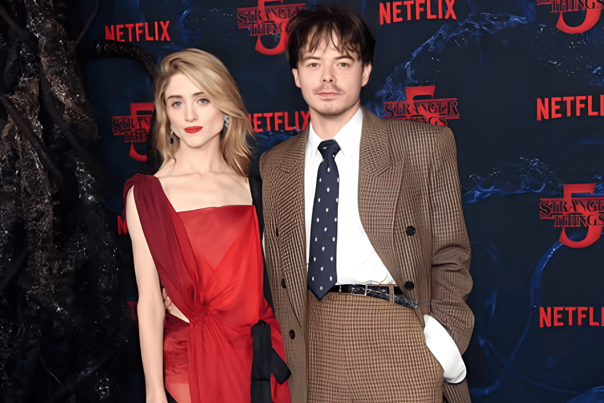 Kisah Cinta Natalia Dyer & Charlie Heaton, Pemeran 'Stranger Things ...