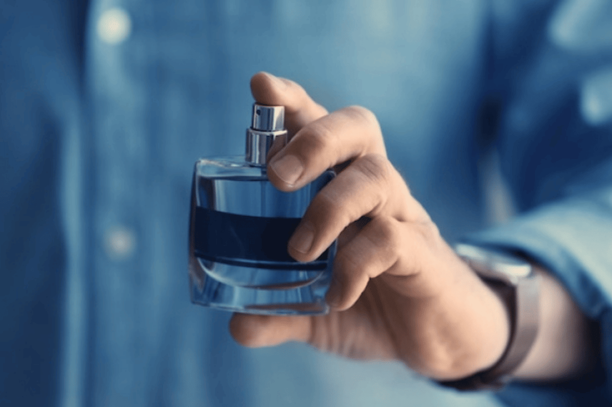 Versace Dylan Blue Wangi Apa? Ini Karakter Aromanya! | Popbela.com