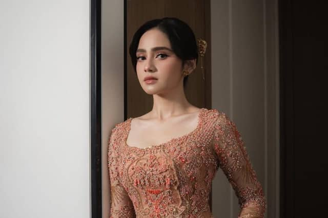 Deretan Beauty Look Syifa Hadju saat Acara Lamaran | Popbela.com