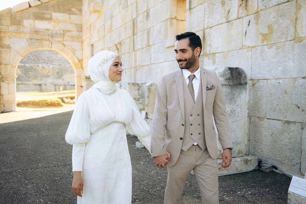 15 Rekomendasi Film Spanyol Romantis yang Bikin Baper | Popbela.com