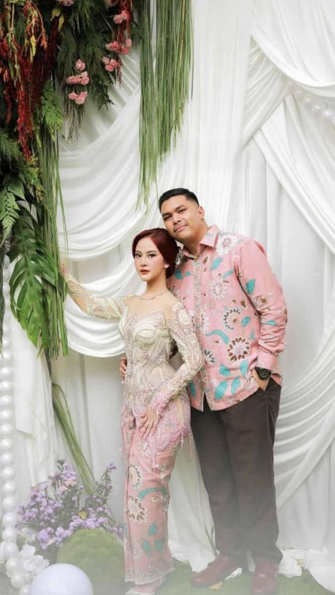 7 Potret Lamaran Gabriella Larasati dan Hilman Basaib, Intimate ...