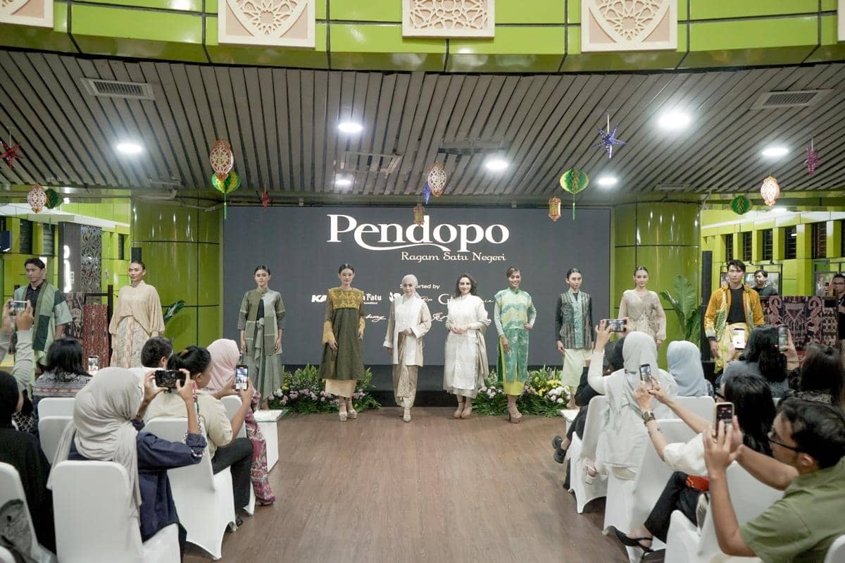 Warna Sand Seperti Apa? Ini Tips Padu-Padan Outfitnya | Popbela.com