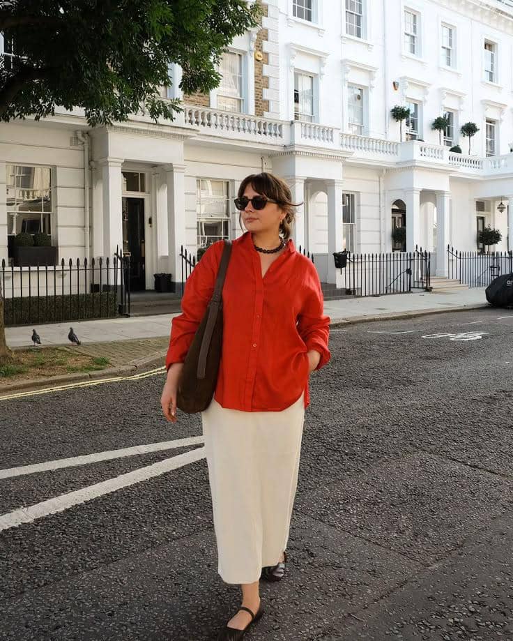 Atasan Merah Cocok dengan Bawahan Warna Apa? Ini Tips Anti Gagal ...